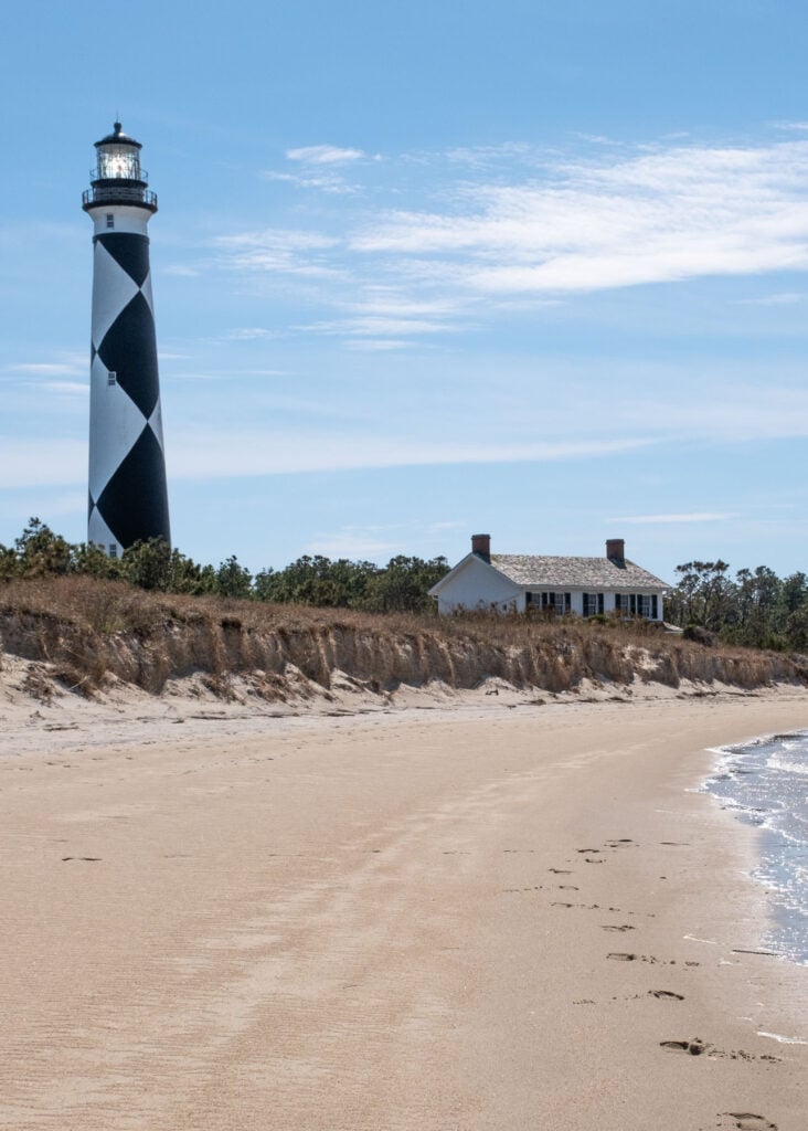 These Outer Banks Lighthouses Make For The Perfect North Carolina ...