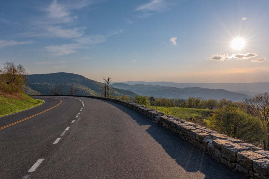 Top Hikes Near Skyline Drive Virginia: Explore Shenandoah