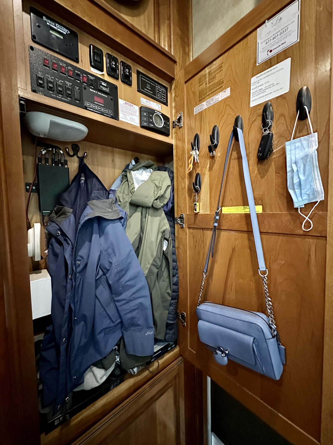 33+ Expert Camper Hacks & Tips For Your Best RV Adventures • Fulfilling Travel